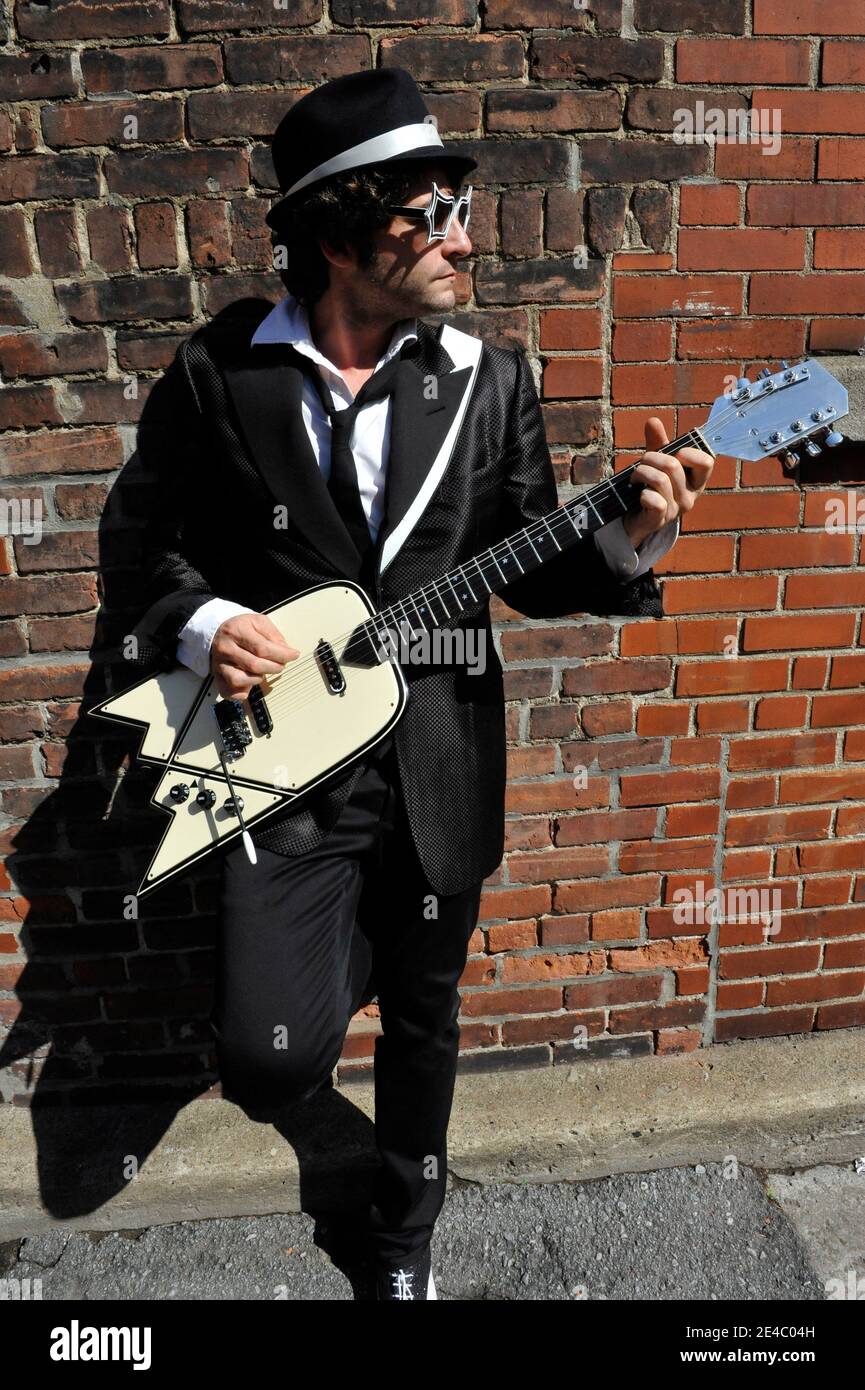 Mathieu chedid hi-res stock photography and images - Alamy