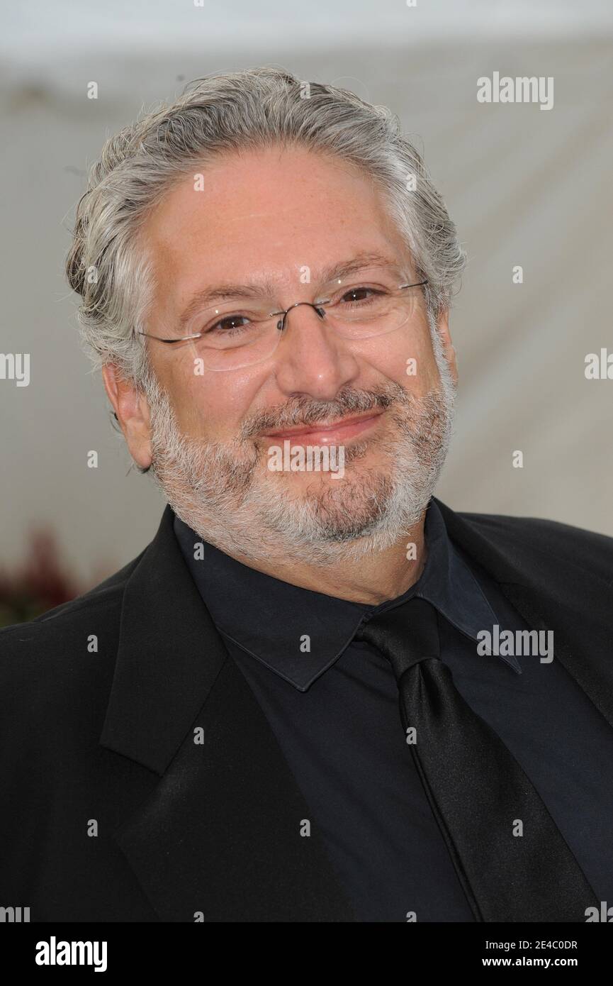 Harvey fierstein hi-res stock photography and images - Alamy