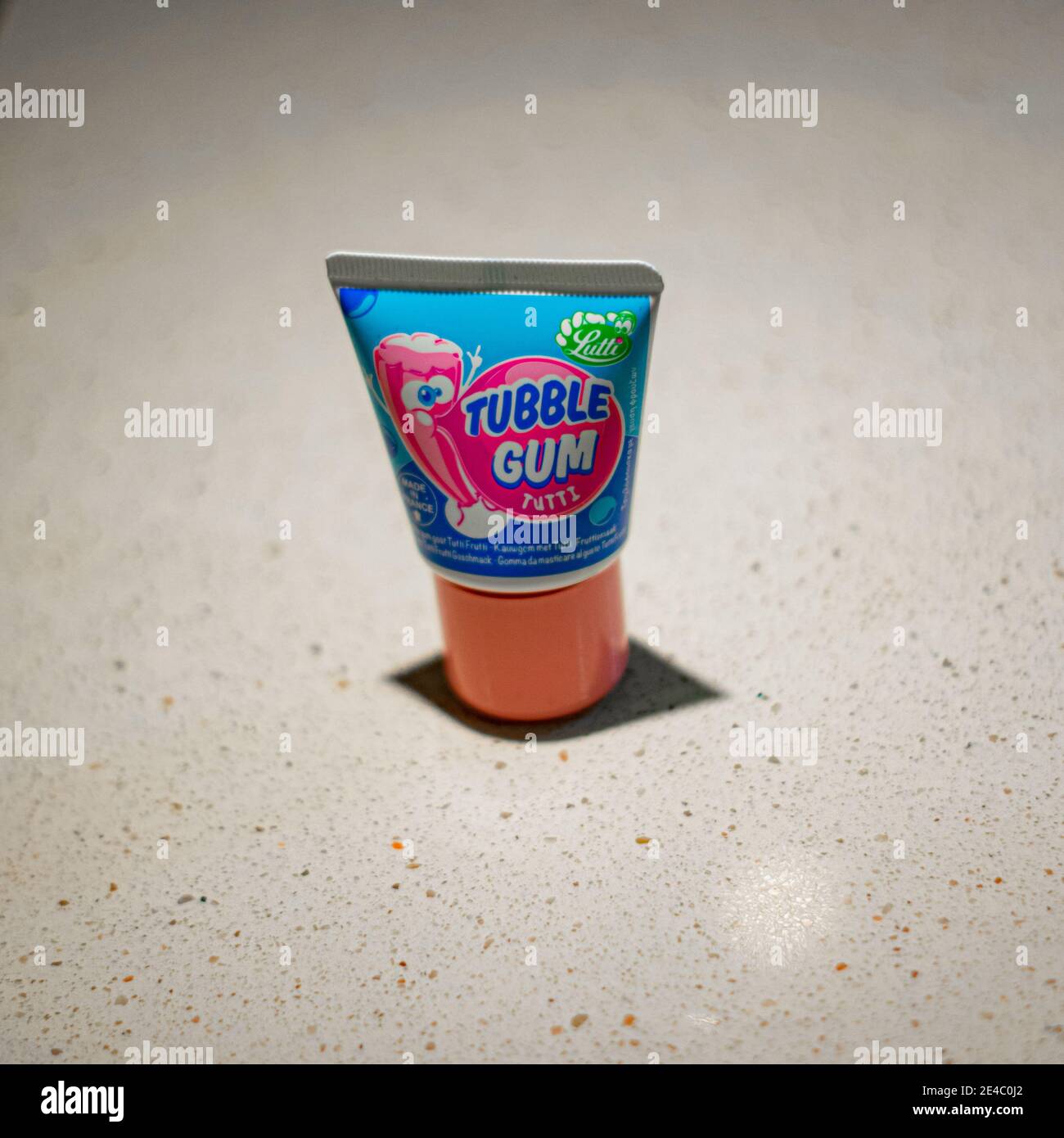 Tubble gum hi-res stock photography and images - Alamy