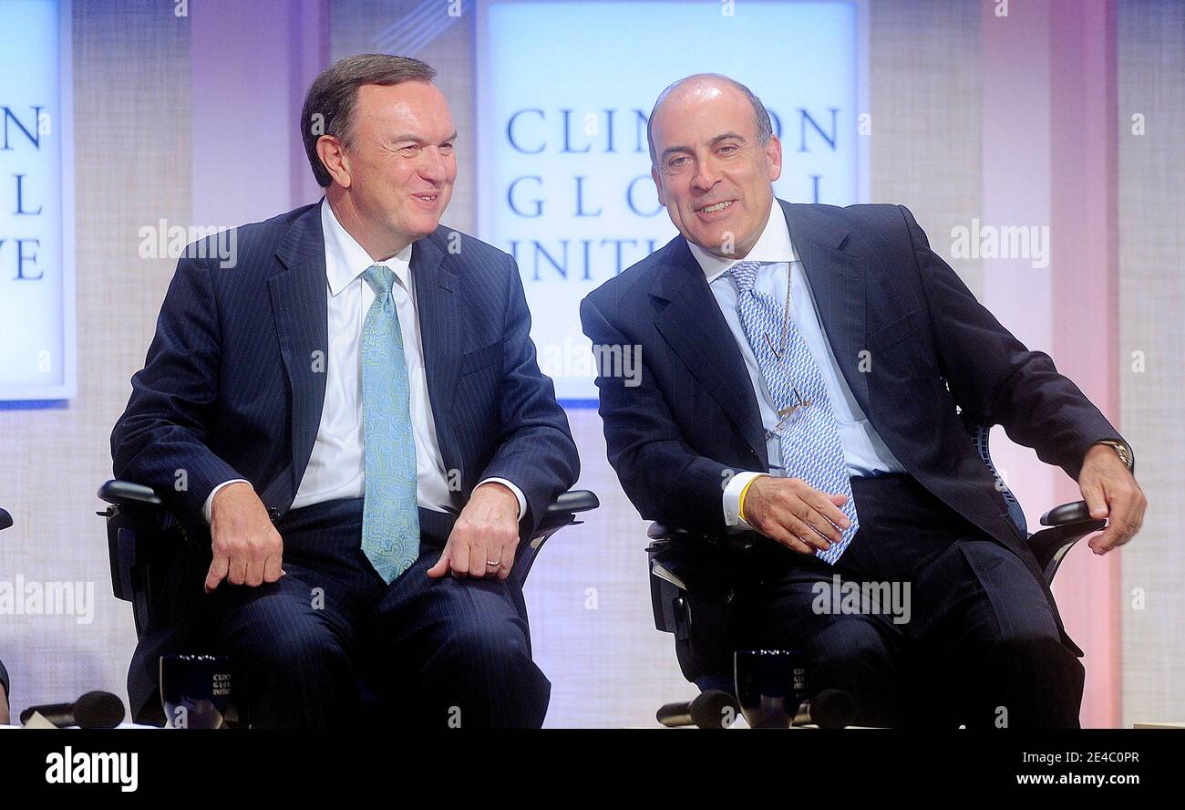 Coca cola business meeting hi-res stock photography and images - Alamy