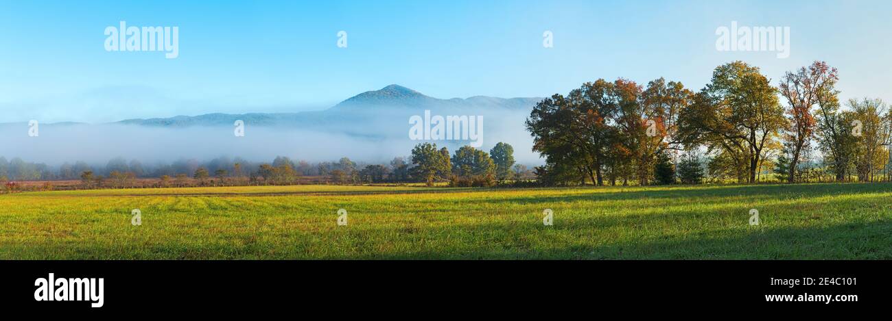 Fog over mountain, Cades Cove, Great Smoky Mountains National Park ...