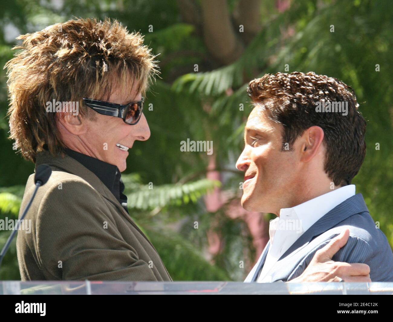 Barry Manilow, Dave Koz arrives at Dave Koz's Star, number 2,389 on the ...