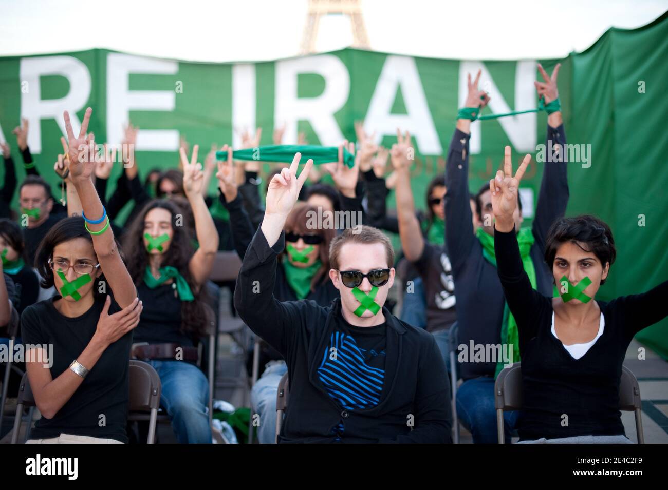 Iranians of France demonstrate at the Trocadero in Paris, France on ...