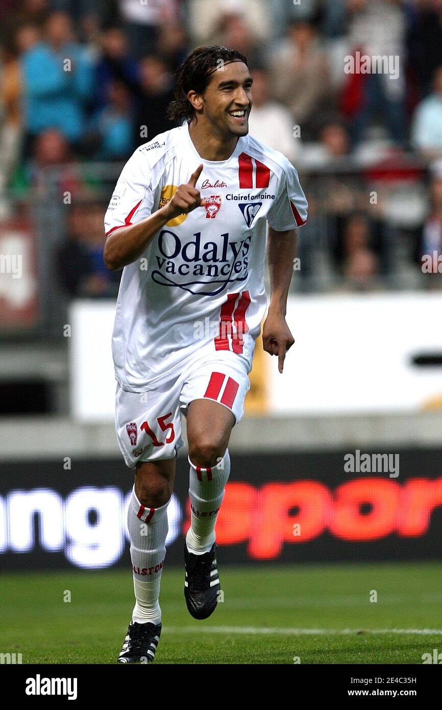 Celebratess after hi-res stock photography and images - Alamy