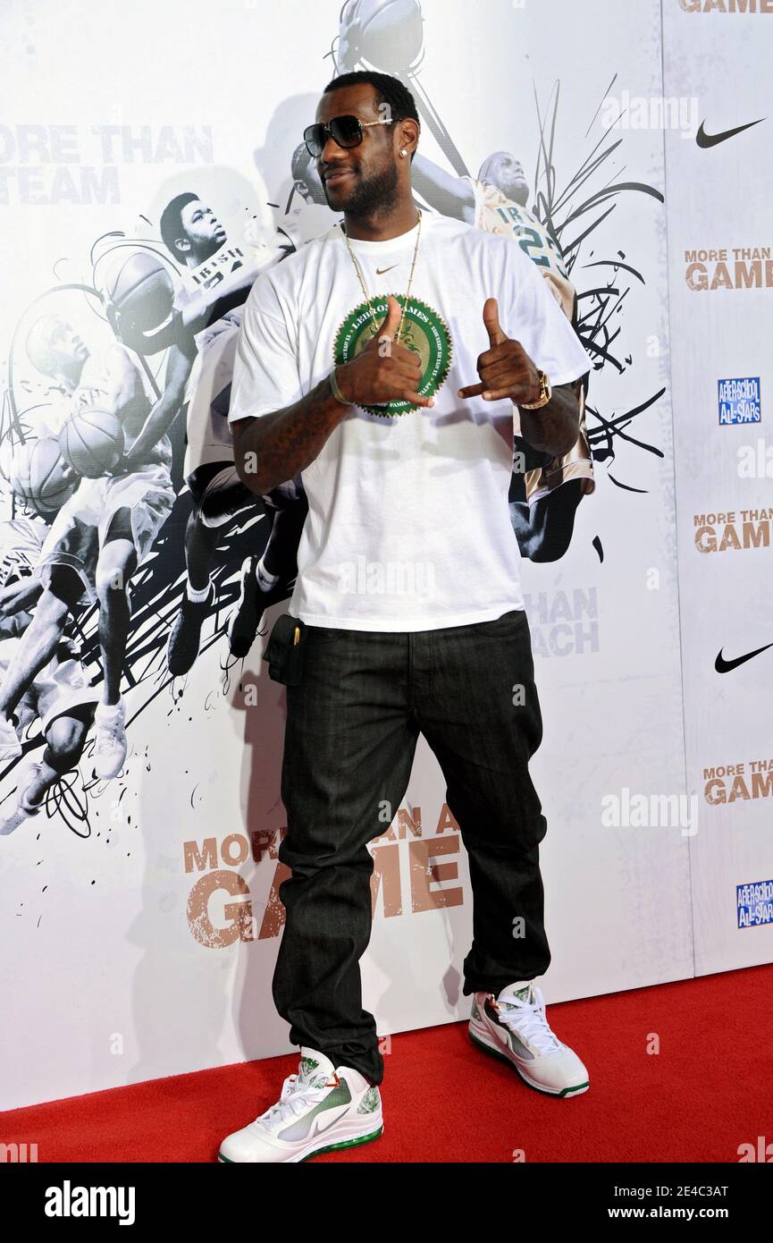 LeBron James attends the premiere of 'More Than a Game' held in Los ...