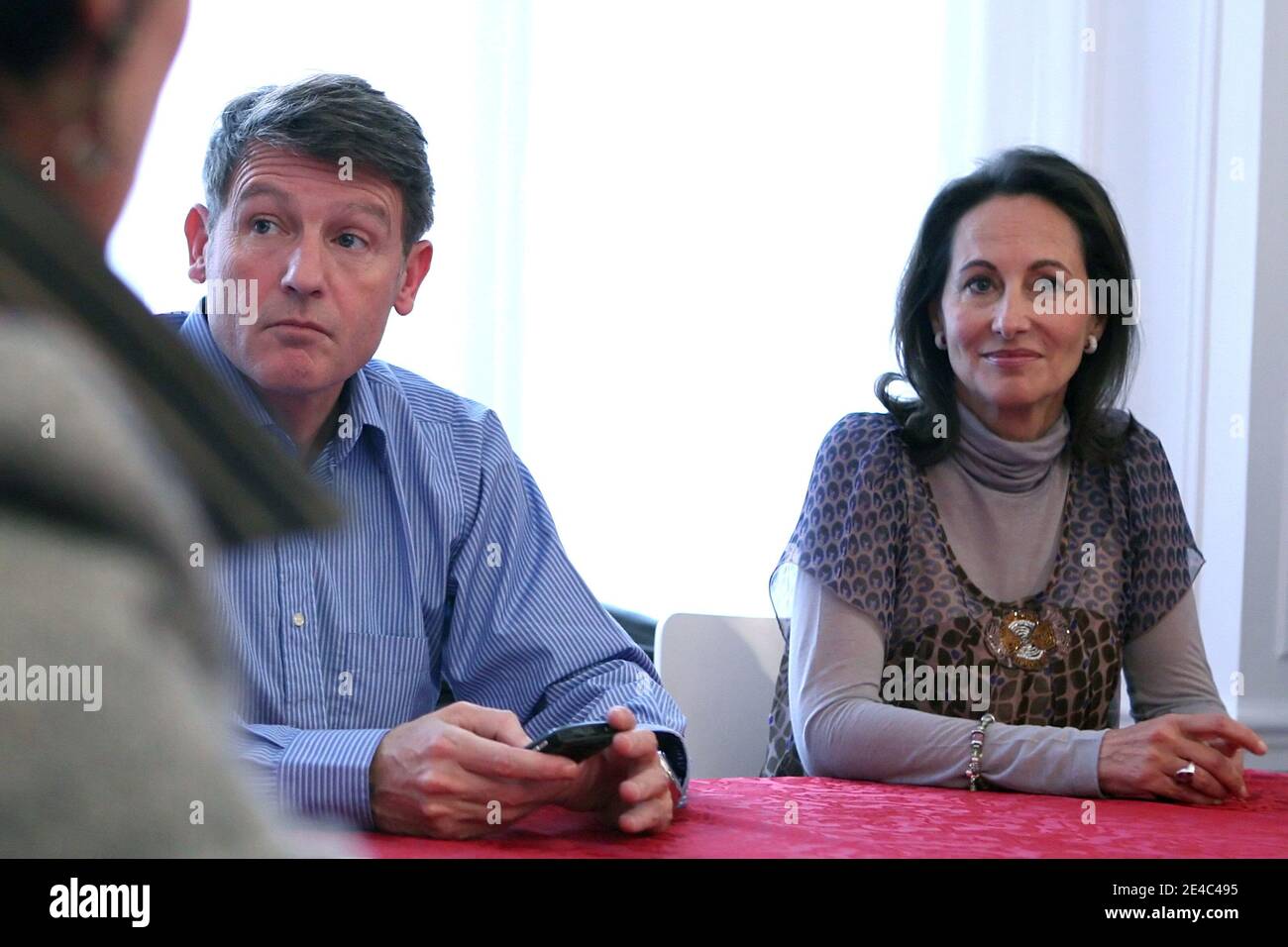 Exclusif. Segolene Royal et Vincent Peillon lors d'une reunion avec son ... Exclusif. Segolene Royal et Vincent Peillon lors d'une reunion avec son ...