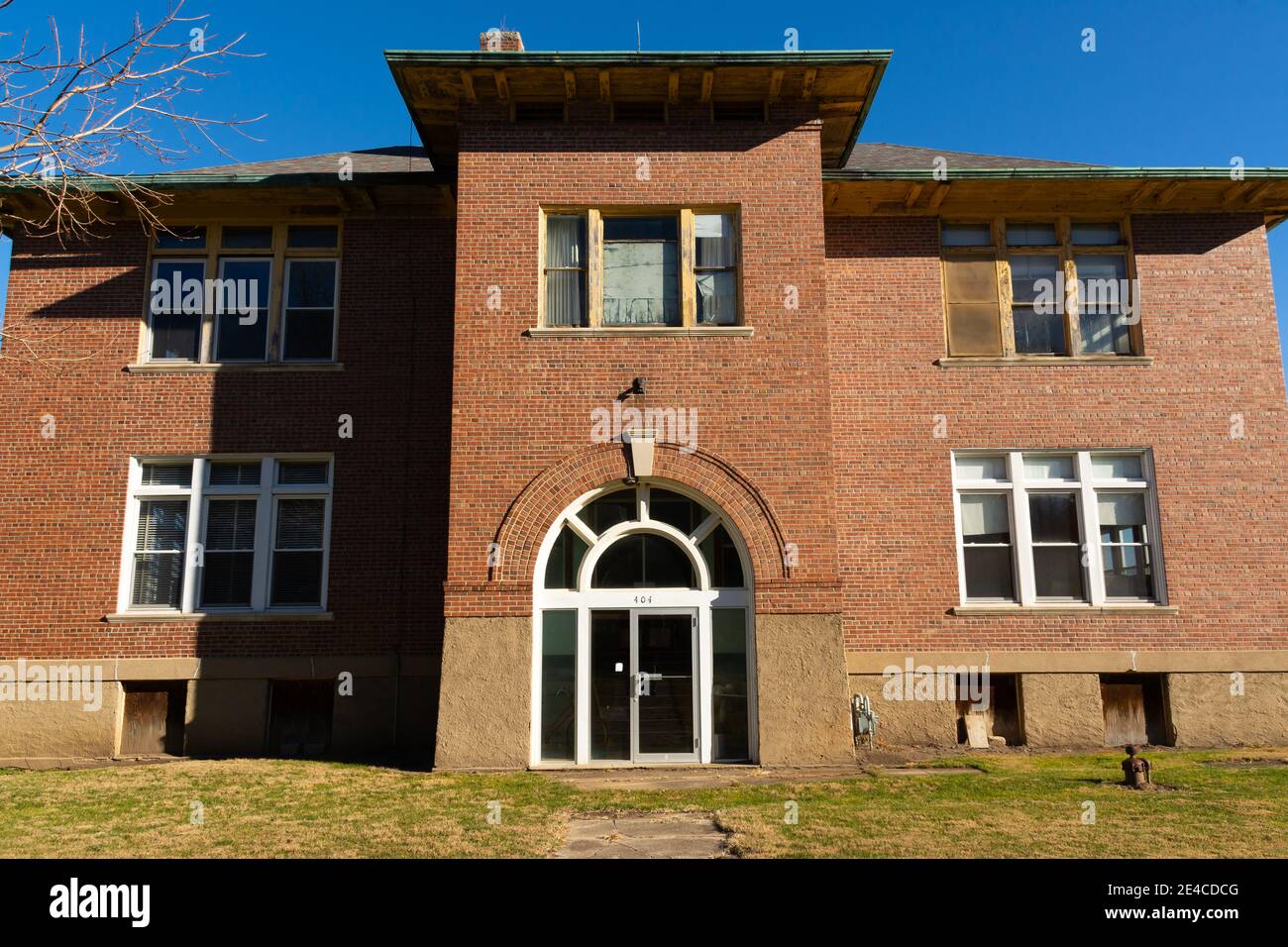 Old brick building in rural Midwest town Stock Photo - Alamy