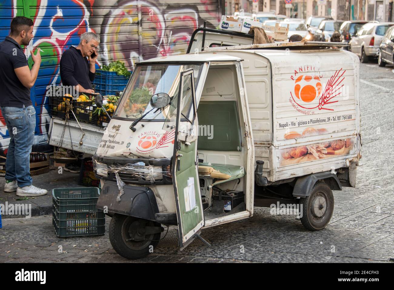 Bread delivery hi-res stock photography and images - Alamy