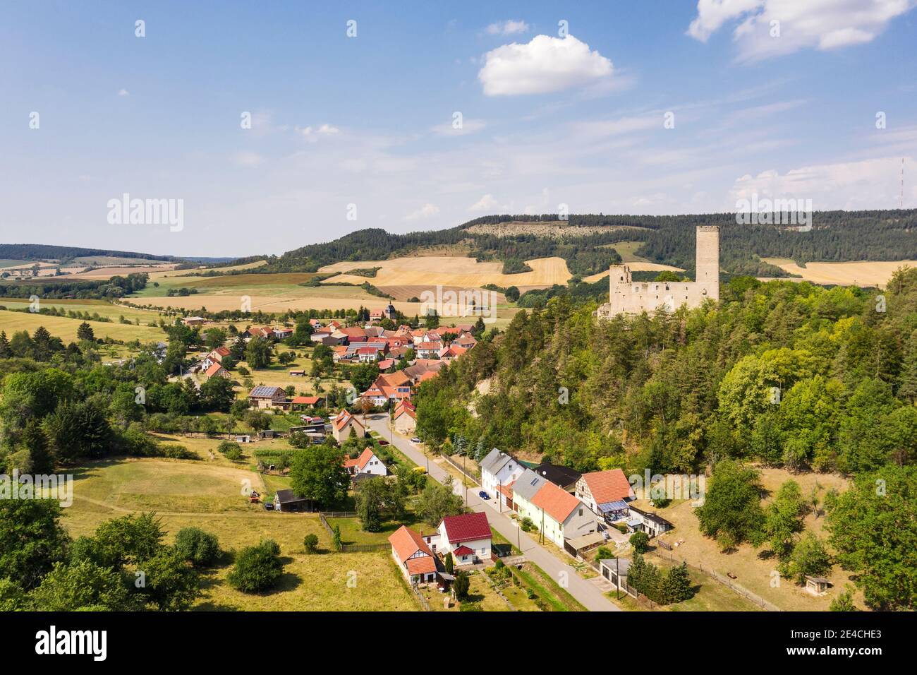 Medieval medieval village 12th century hi-res stock photography and ...