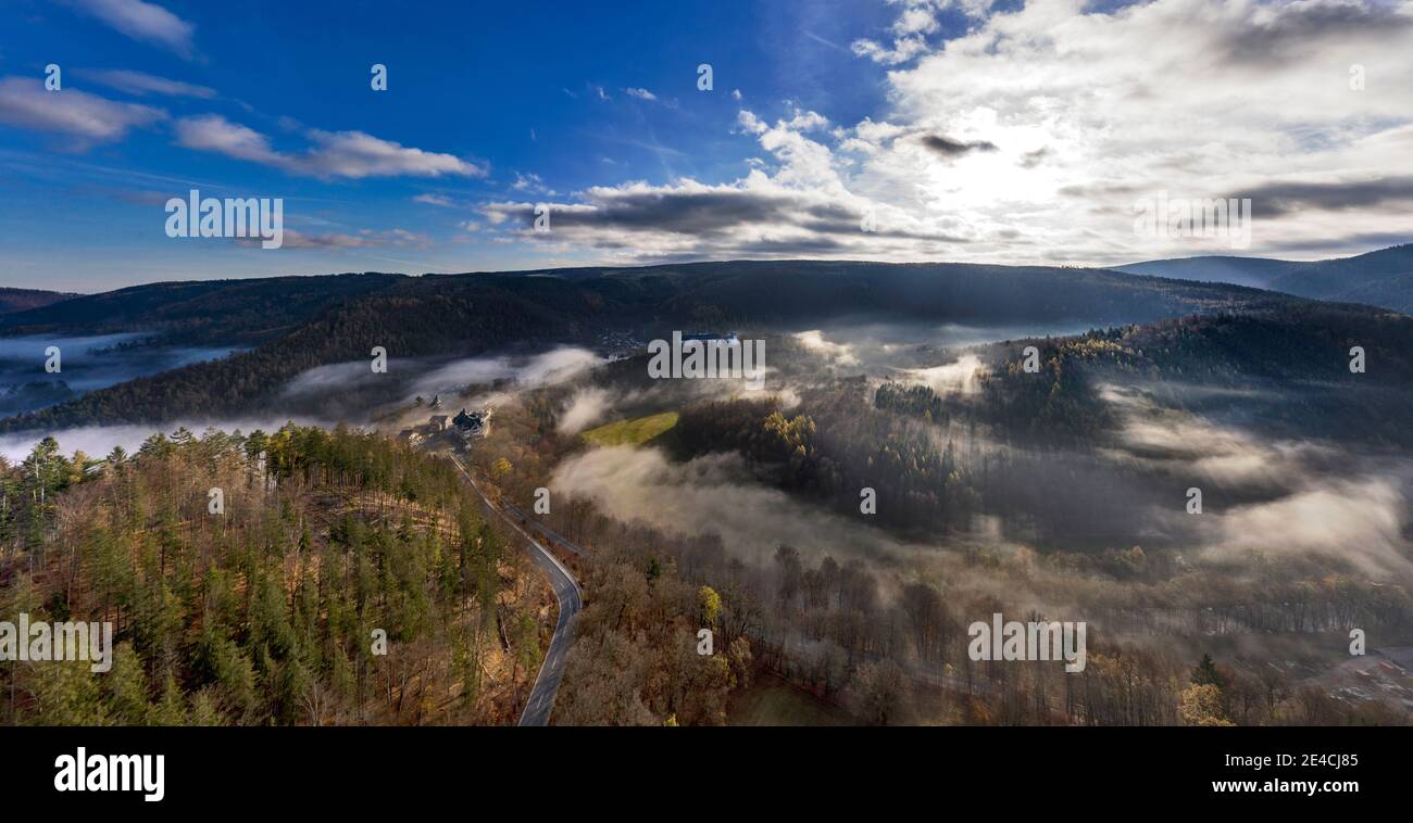 Germany, Thuringia, Schwarzburg, landscape, houses, castle ruins ...