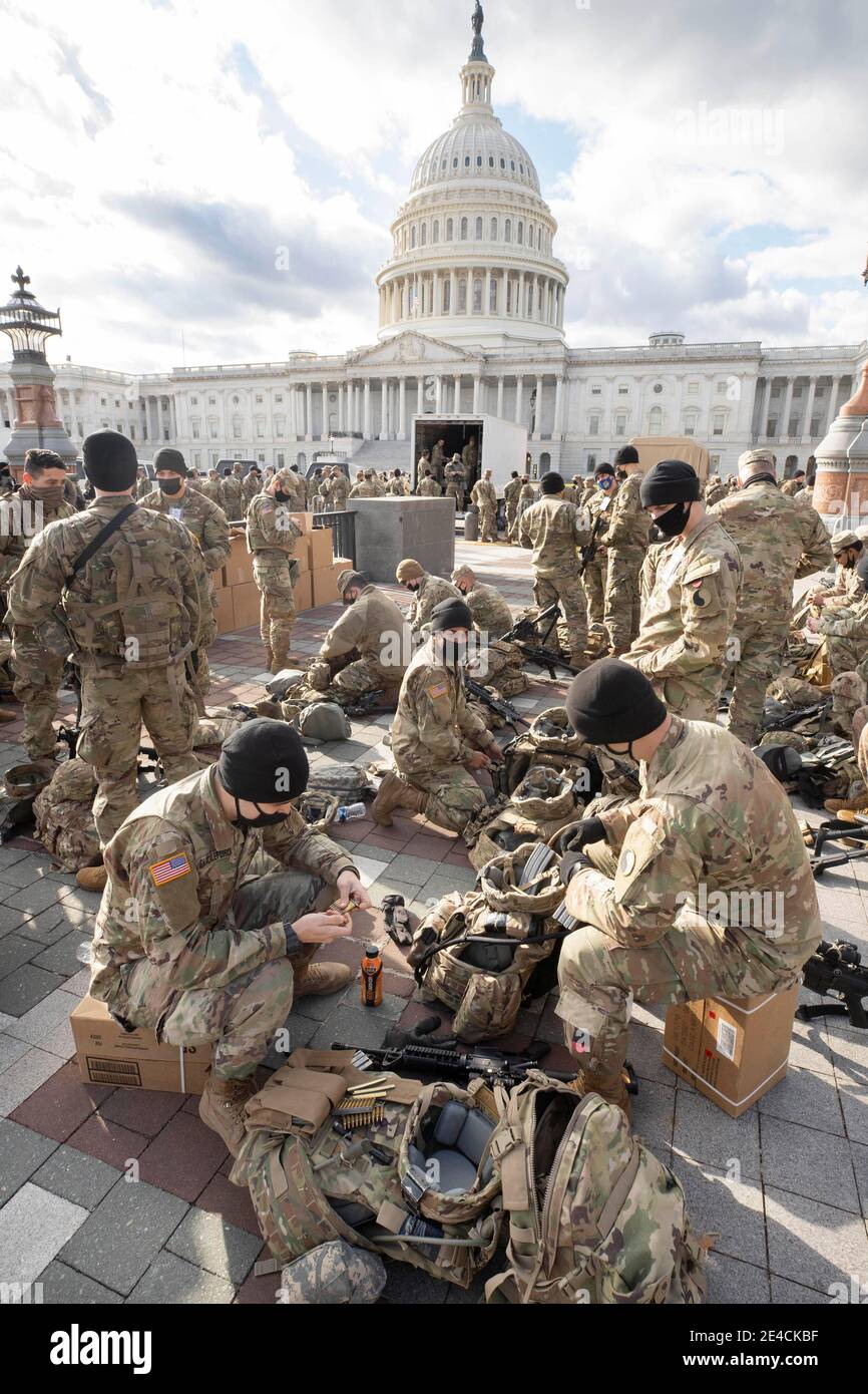 Military staging area hi-res stock photography and images - Alamy