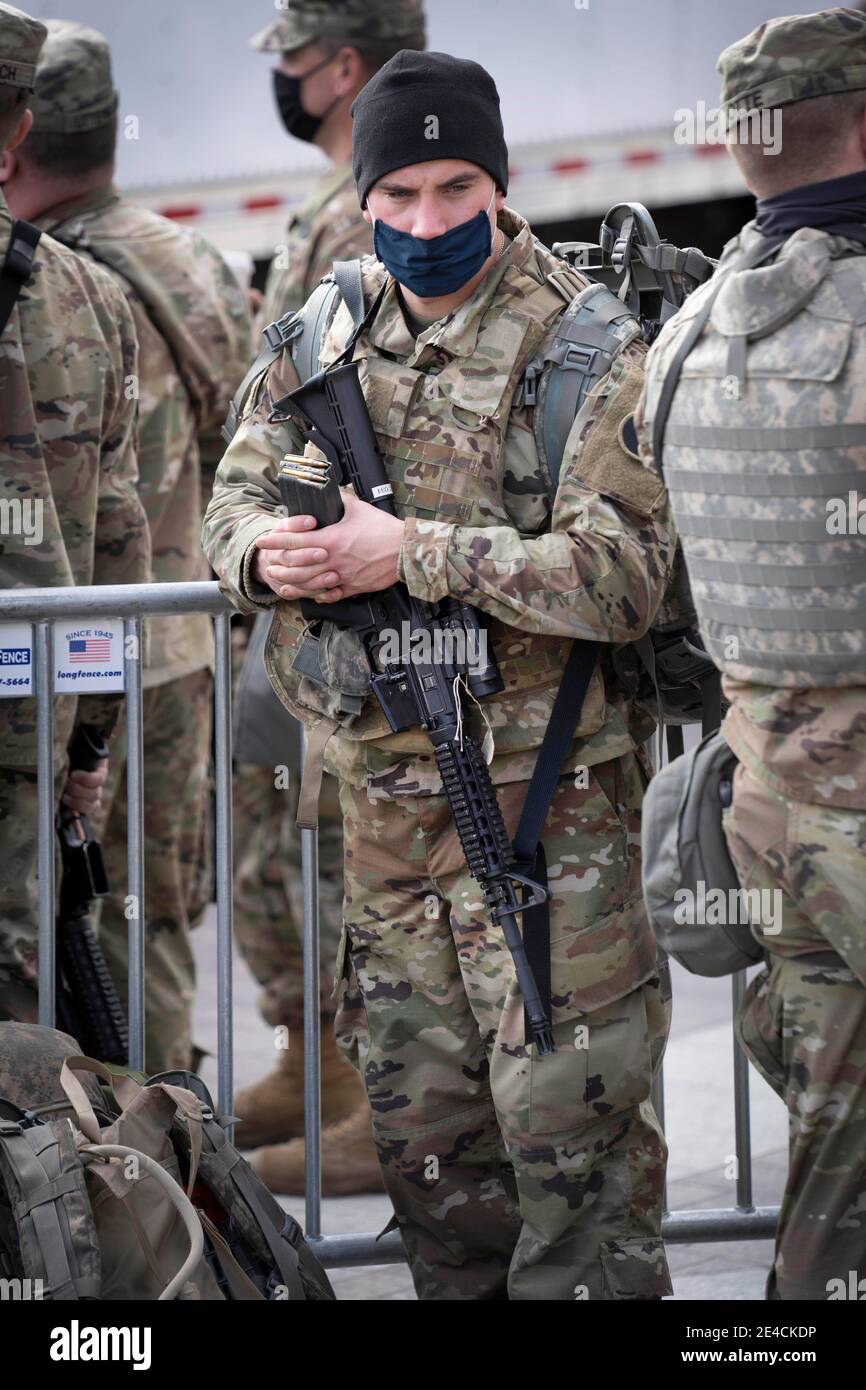 Military staging area hi-res stock photography and images - Alamy