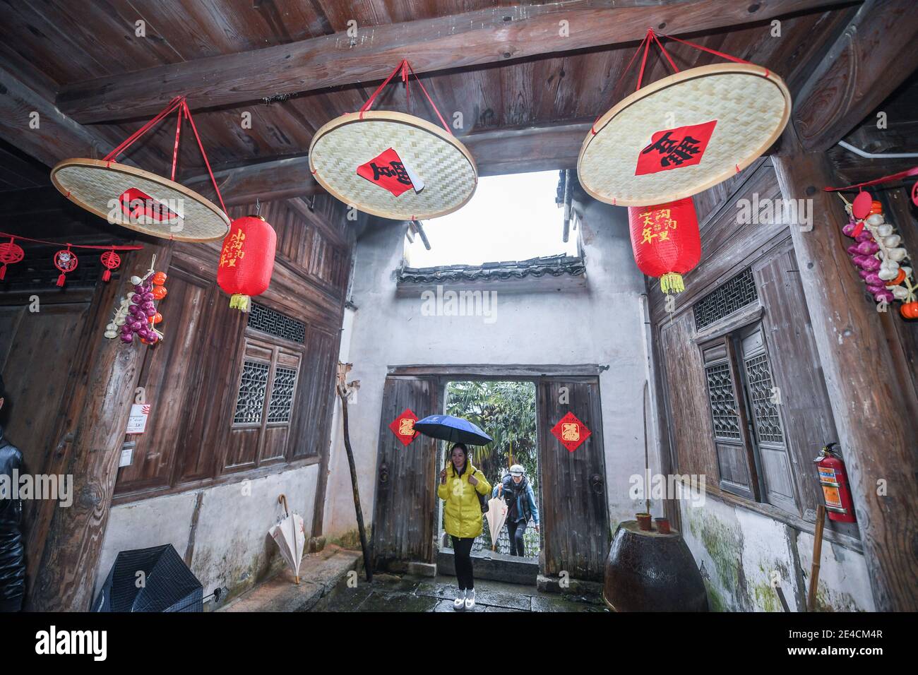 Hangzhou, China's Zhejiang Province. 22nd Jan, 2021. People visit ...