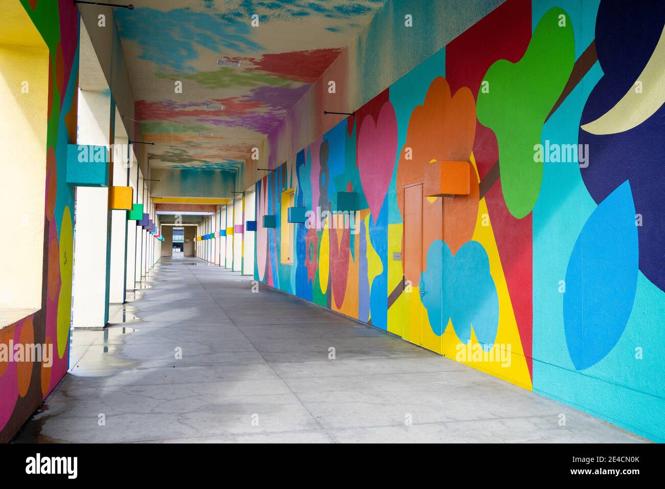 Empty city hi-res stock photography and images - Alamy