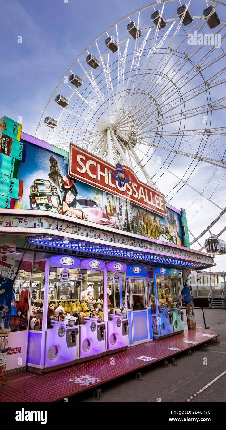 Umadum, largest mobile ferris wheel in the world. Total height of 78 ...