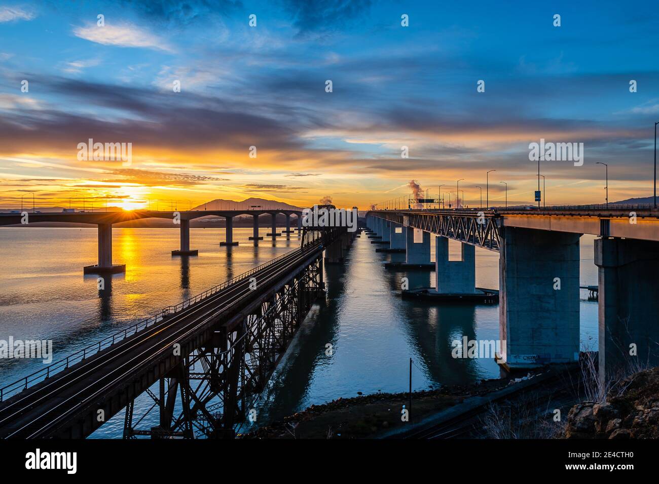 Benicia bridge hi-res stock photography and images - Alamy