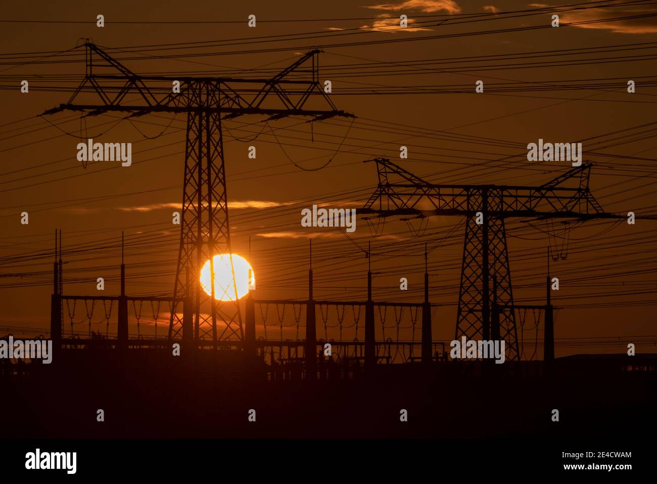 Current conduction hi-res stock photography and images - Alamy