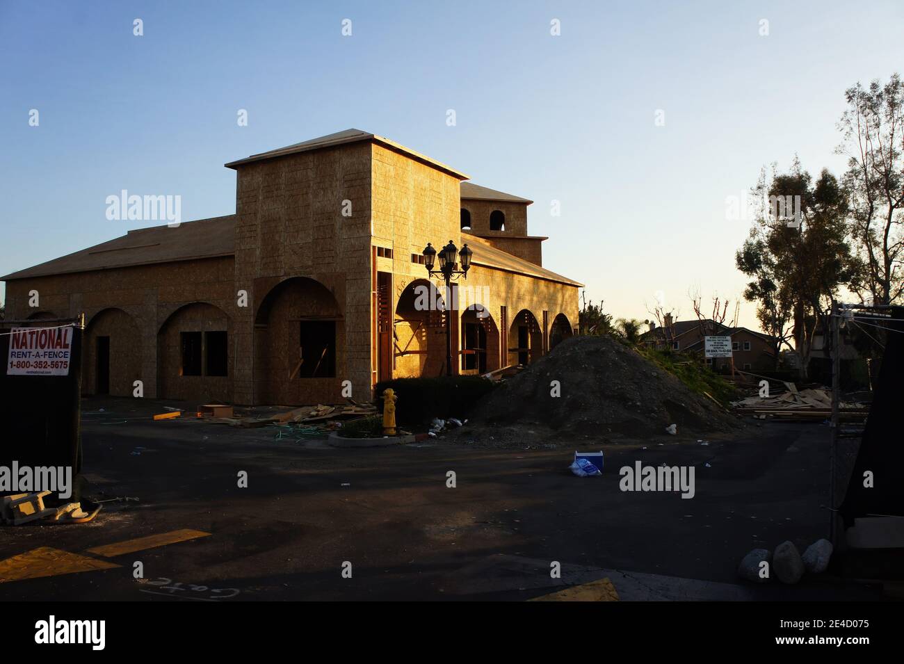 Los Angeles, JAN 19, 2012 - Construction site of the Arcadia area Stock ...