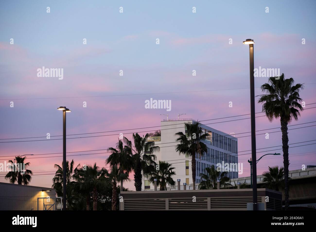 Anaheim skyline hi-res stock photography and images - Alamy