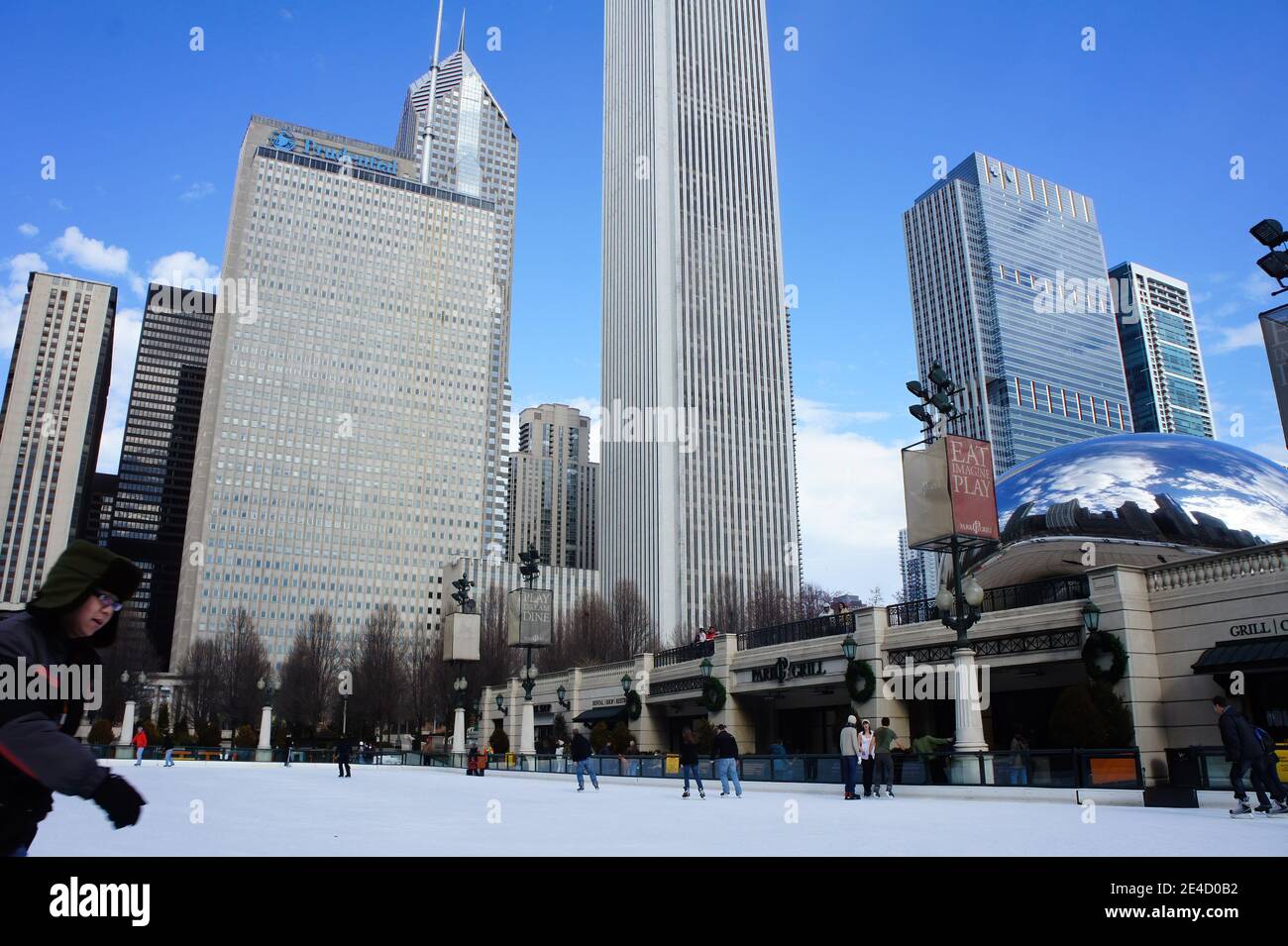 Chicago, JAN 31, 2012 - The beautiful ski area at Millennium Park ...
