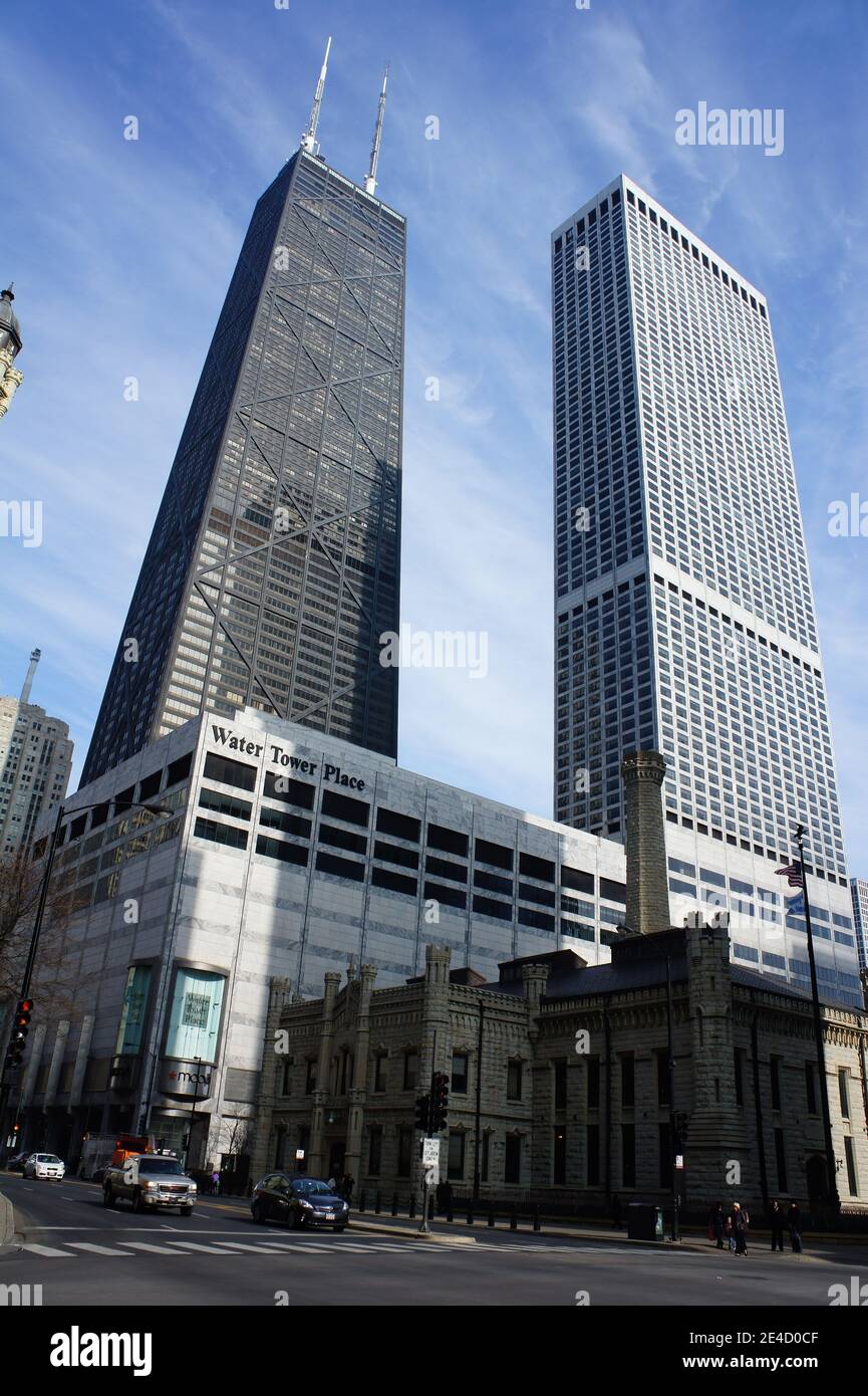 360 chicago hancock building hi-res stock photography and images - Alamy