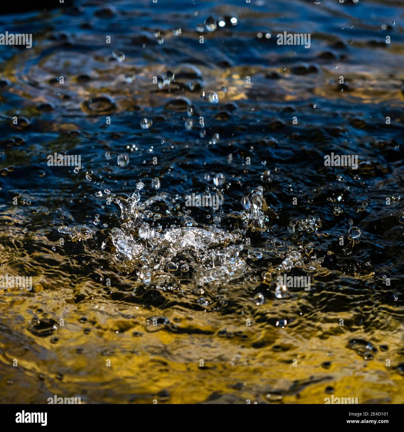 Dramatic droplets hi-res stock photography and images - Alamy