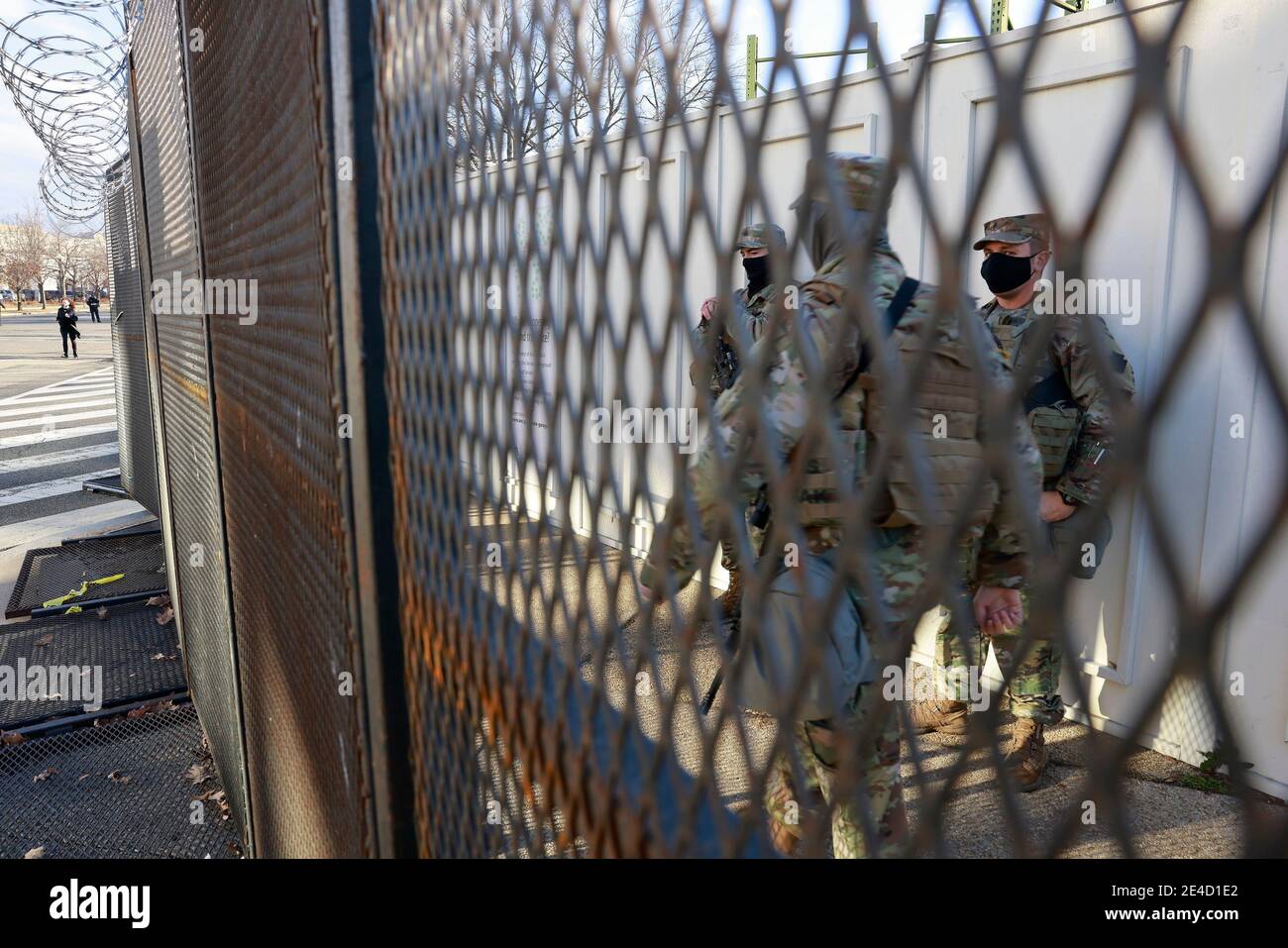 National Guard troops secure the United States Capitol building after ...