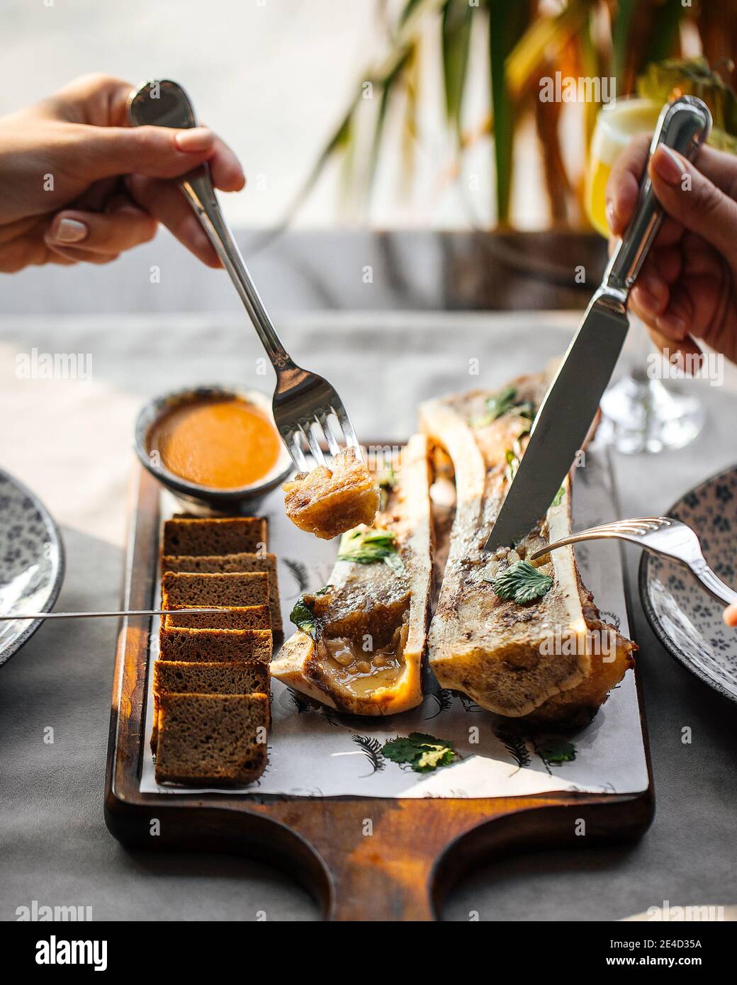 Bone marrow bone hi-res stock photography and images - Alamy