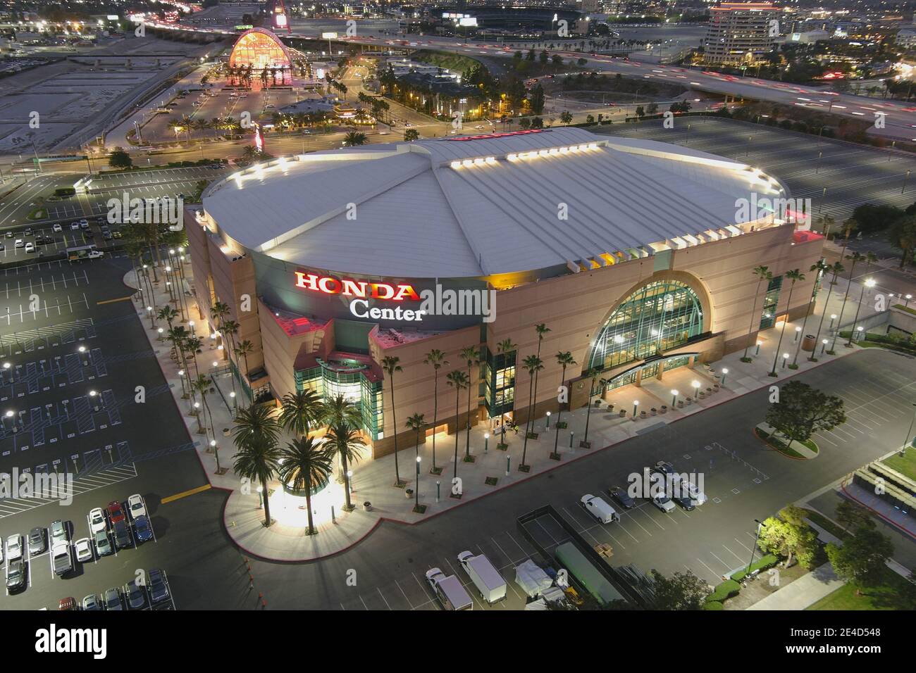 Anaheim ducks 2021 hi-res stock photography and images - Alamy