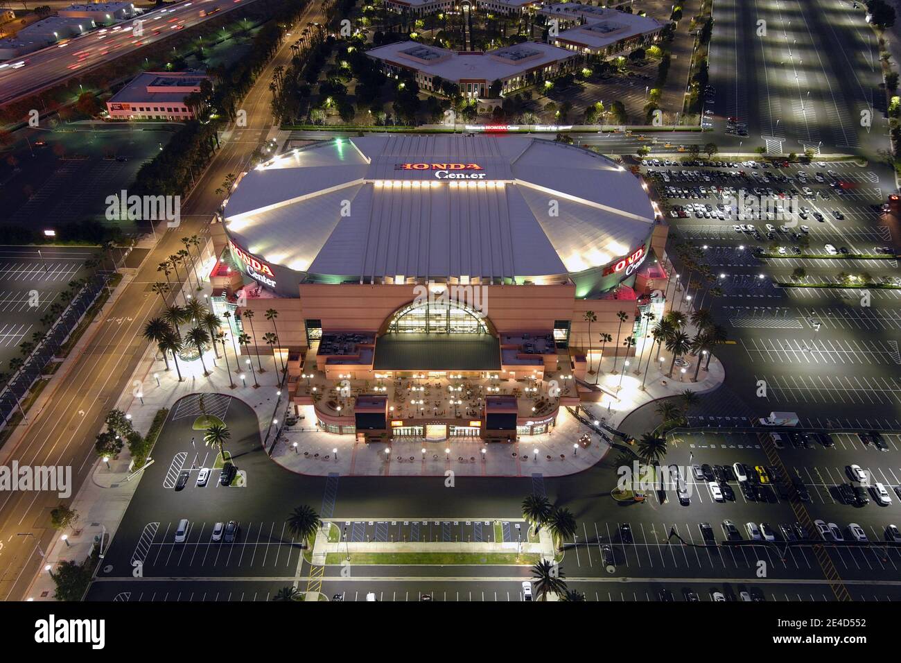 Honda center arena hockey hi-res stock photography and images - Alamy