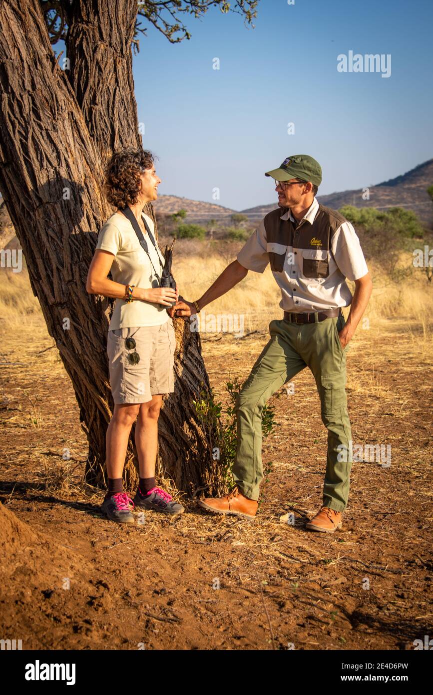 People tourists guide driver hi-res stock photography and images - Alamy