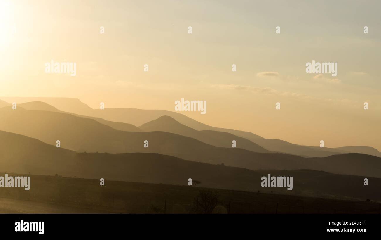 Hazy shades of pink hi-res stock photography and images - Alamy