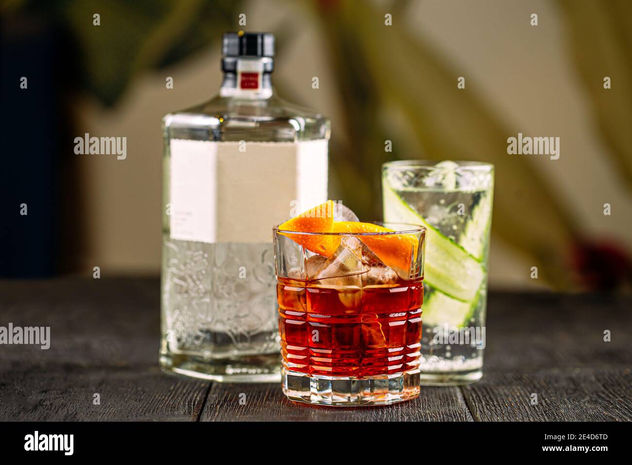 Negroni cocktail side hi-res stock photography and images - Alamy
