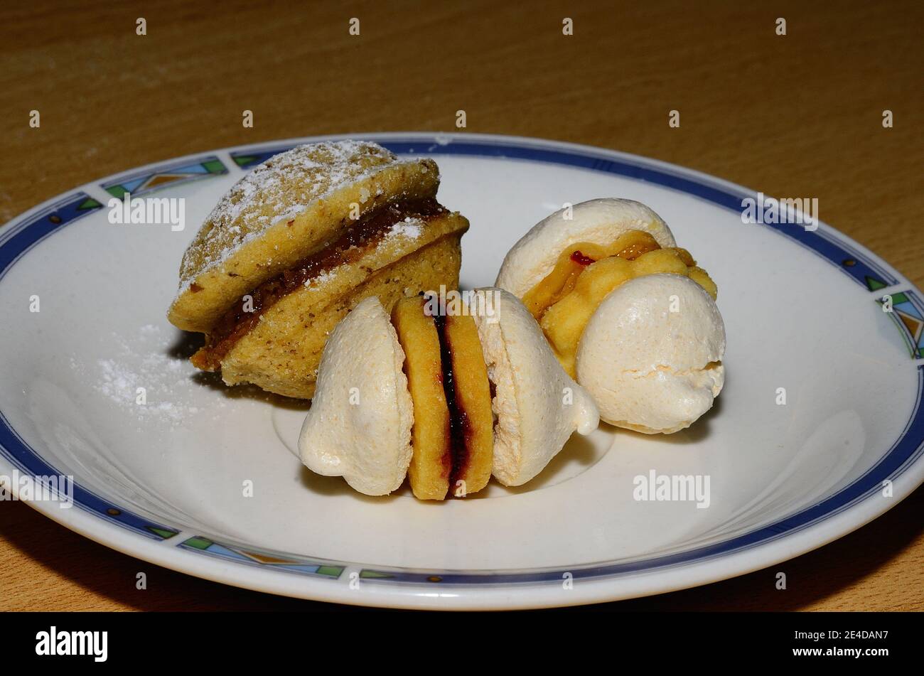 Sweet delicious biscuits hi-res stock photography and images - Alamy