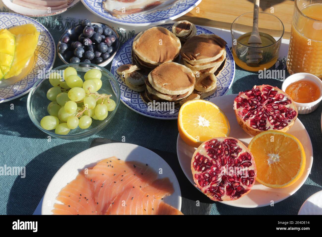 breakfast morning buffet brunch with food and drinks Stock Photo - Alamy