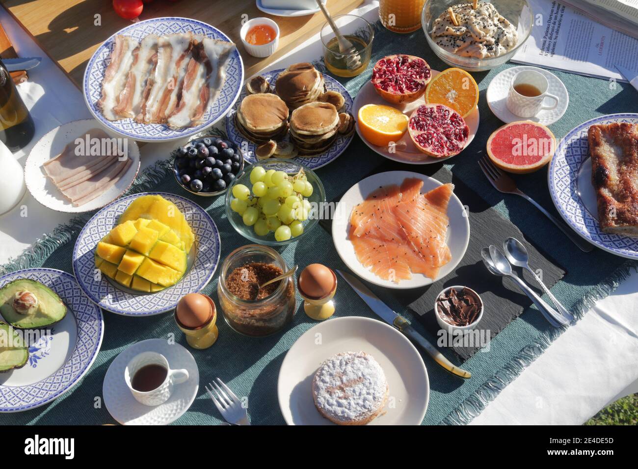 breakfast morning buffet brunch with food and drinks Stock Photo - Alamy