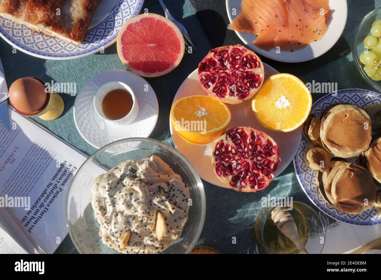 breakfast morning buffet brunch with food and drinks Stock Photo - Alamy