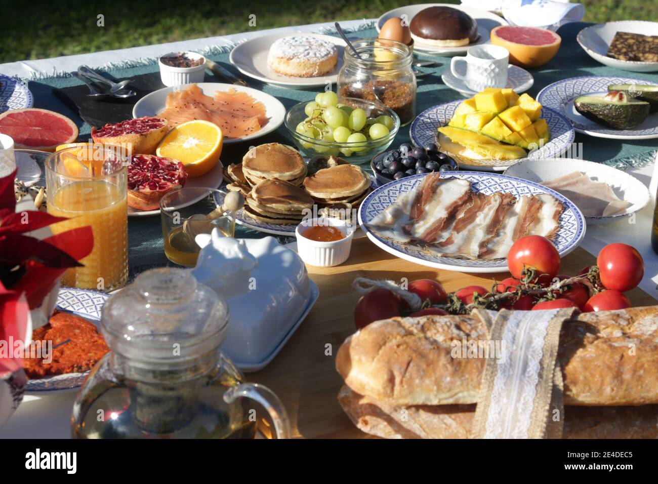 breakfast morning buffet brunch with food and drinks Stock Photo - Alamy