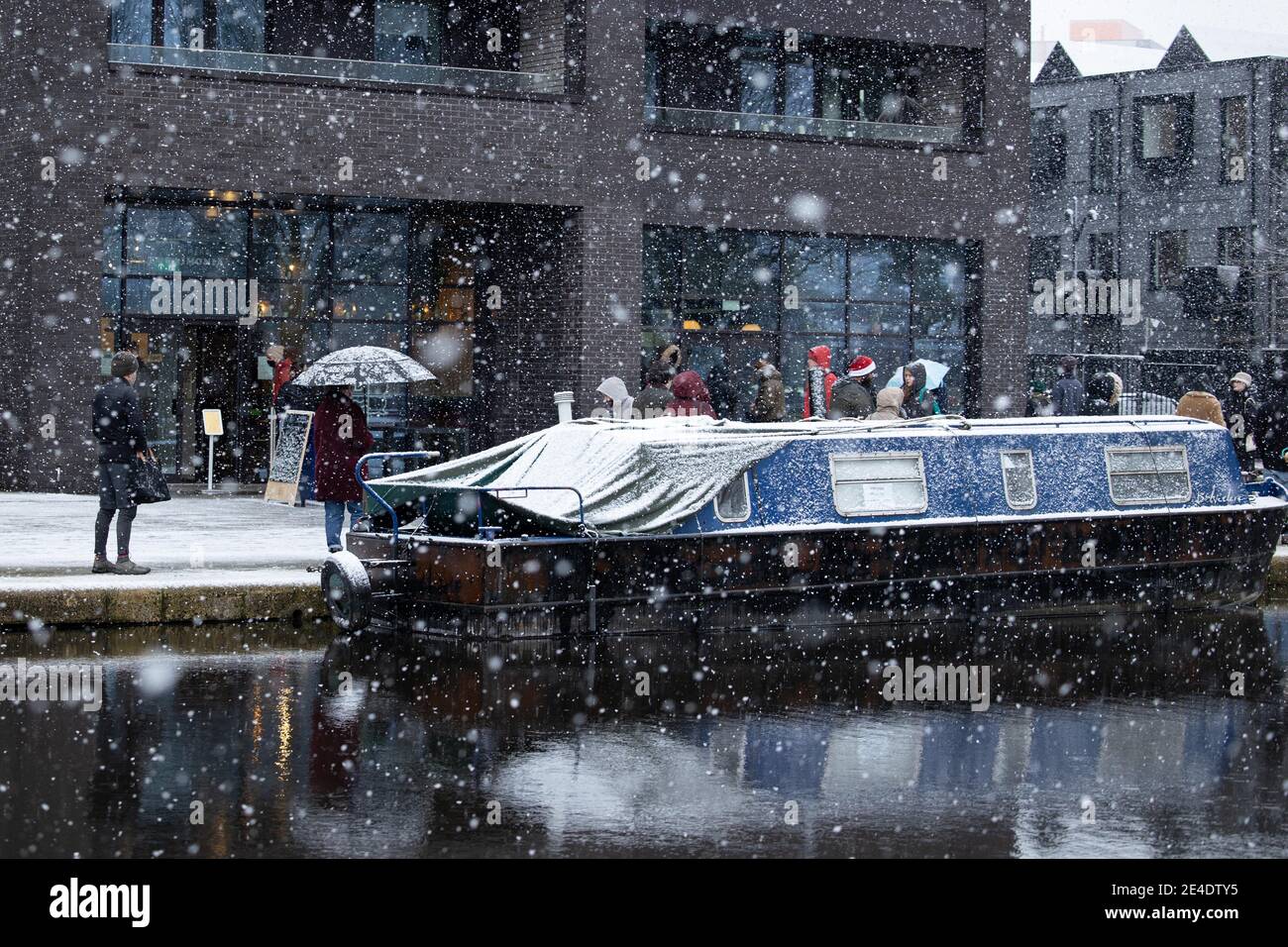 Pat scaasi hi-res stock photography and images - Alamy