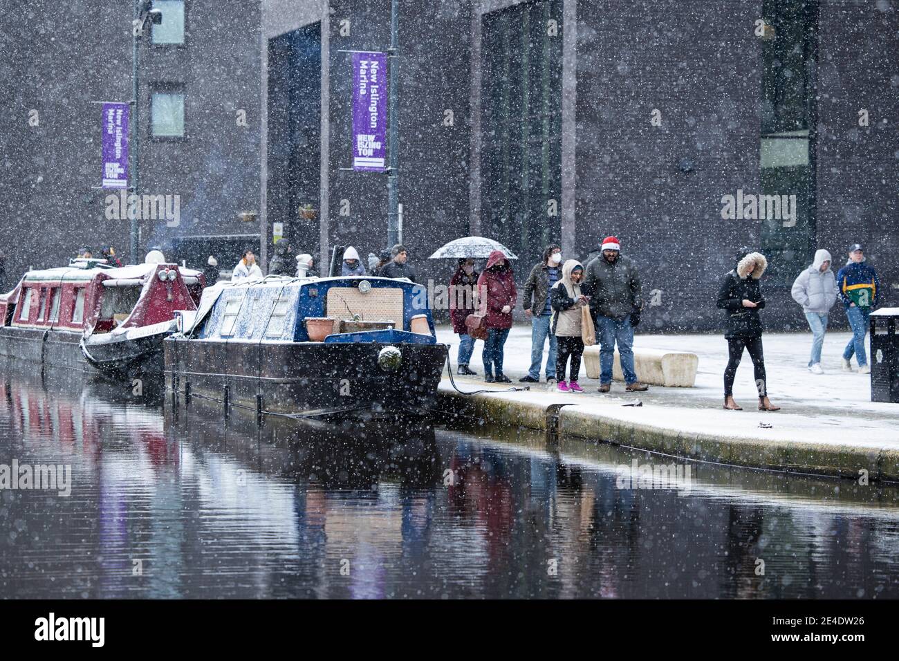 Pat scaasi hi-res stock photography and images - Alamy