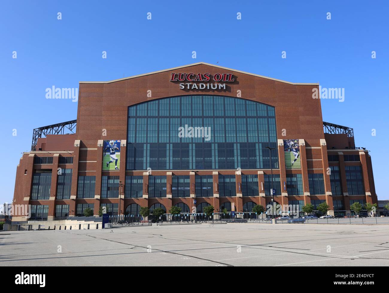 Stadium parking entrance hi-res stock photography and images - Alamy
