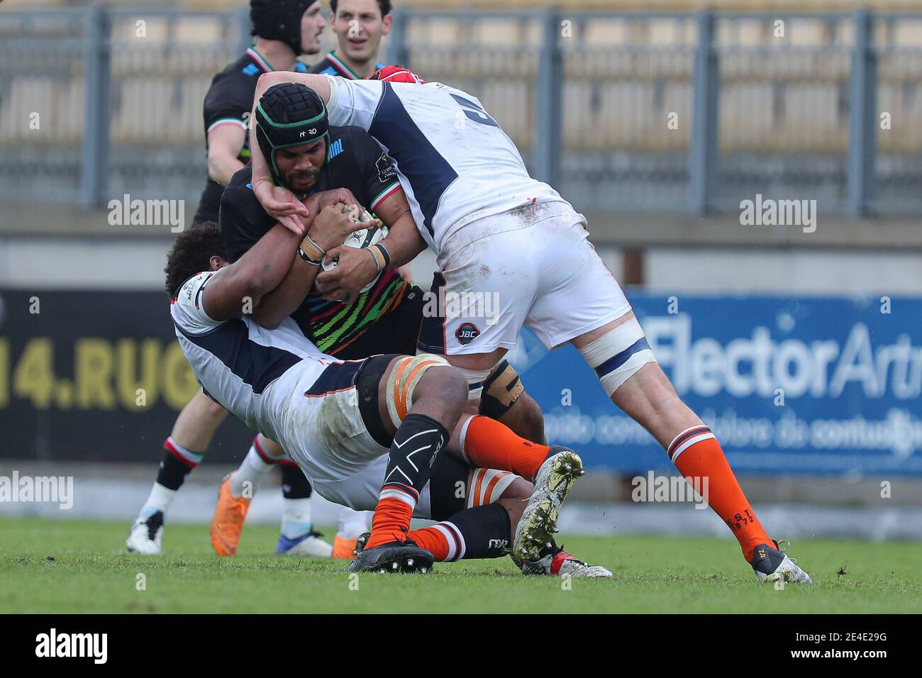 Double tackle hi-res stock photography and images - Alamy