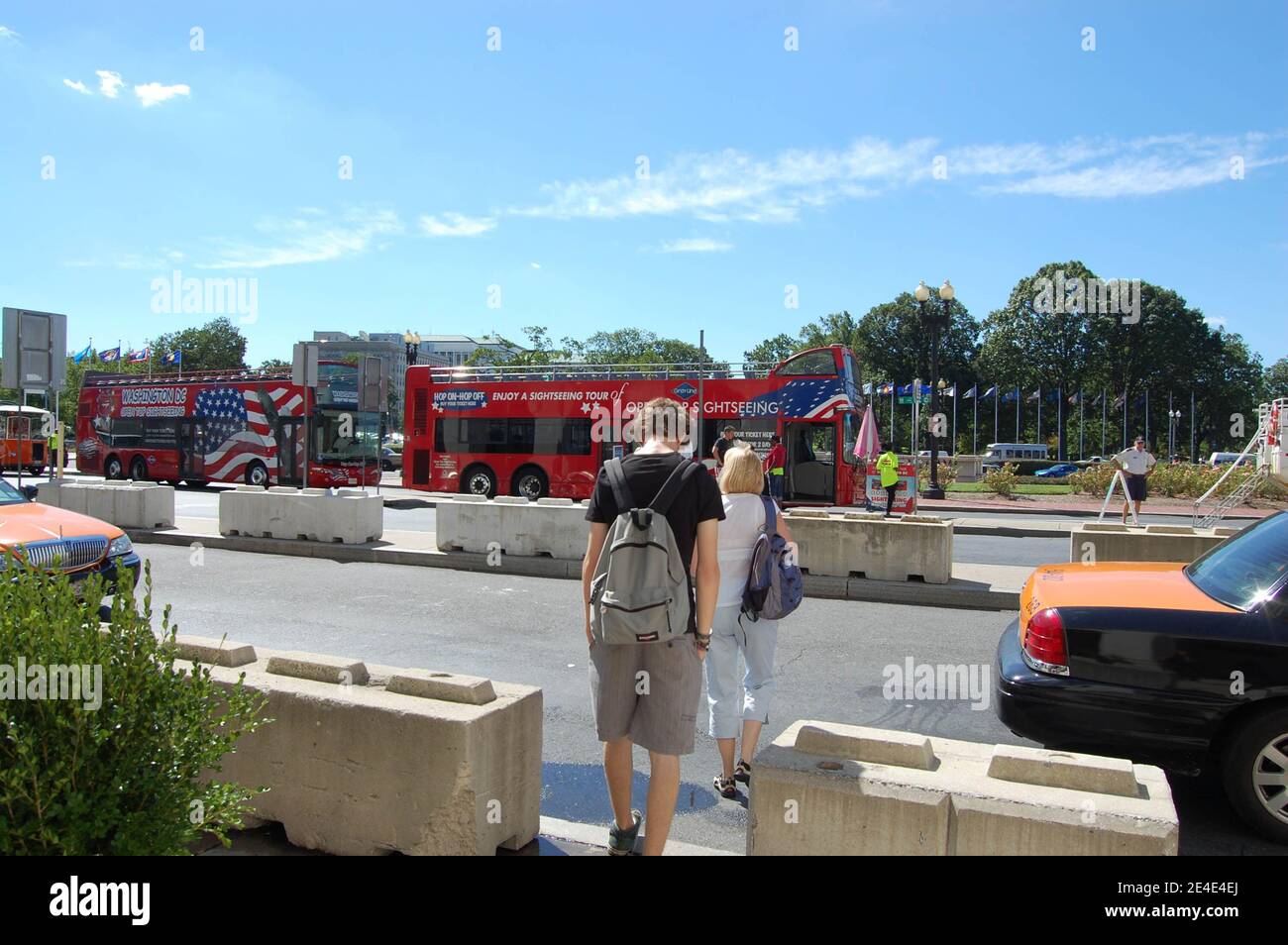 Red double decker bus Washington USA outside bus terminal Stock Photo ...