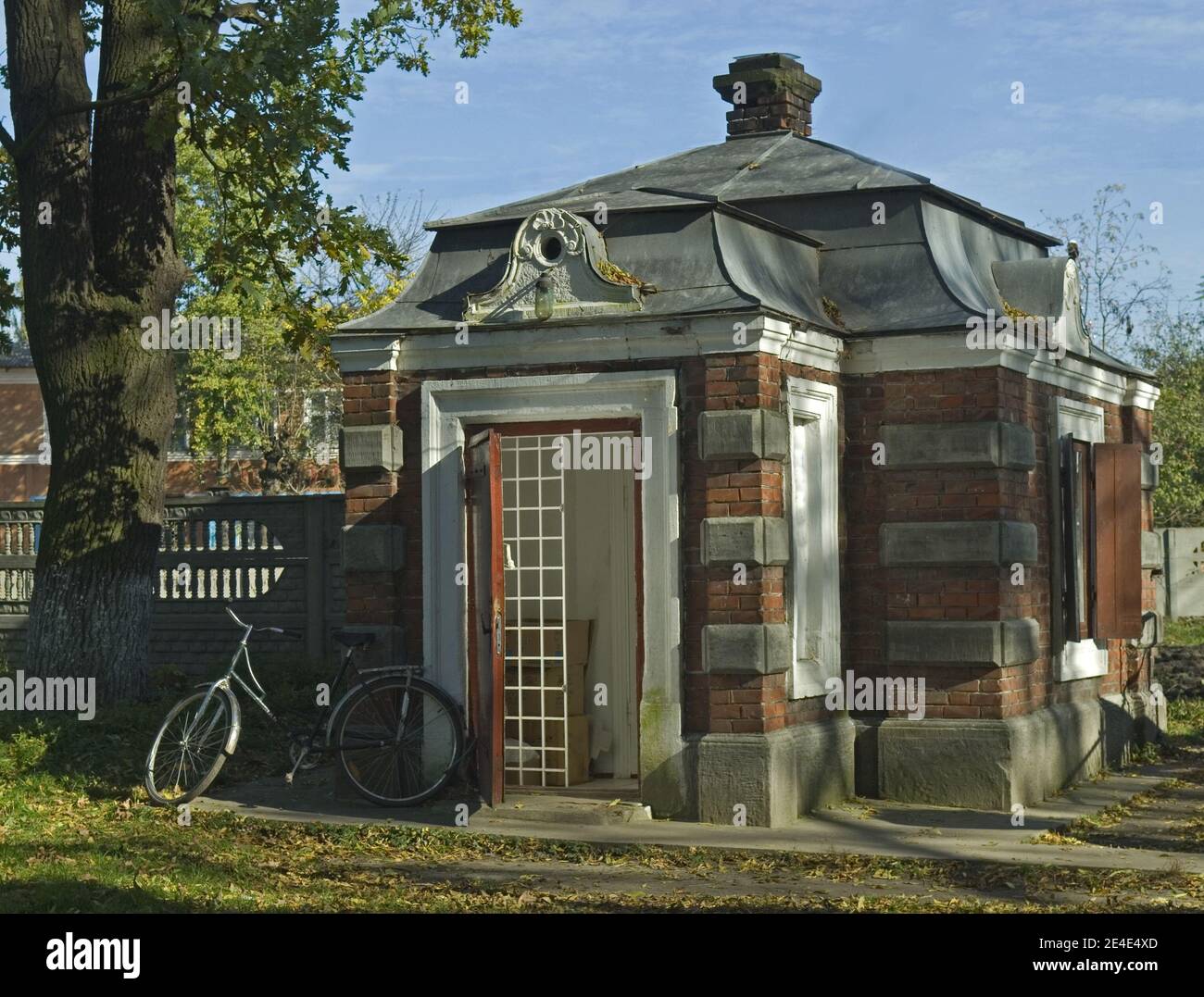 Olyka castle hi-res stock photography and images - Alamy