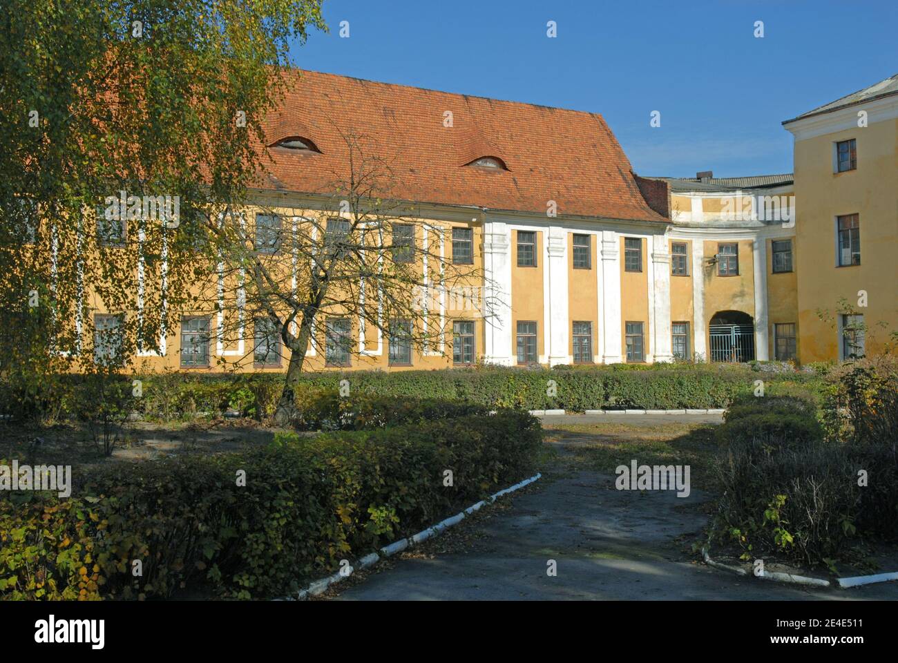 Olyka Castle (palace) courtyard. Blue sky in background Stock Photo - Alamy