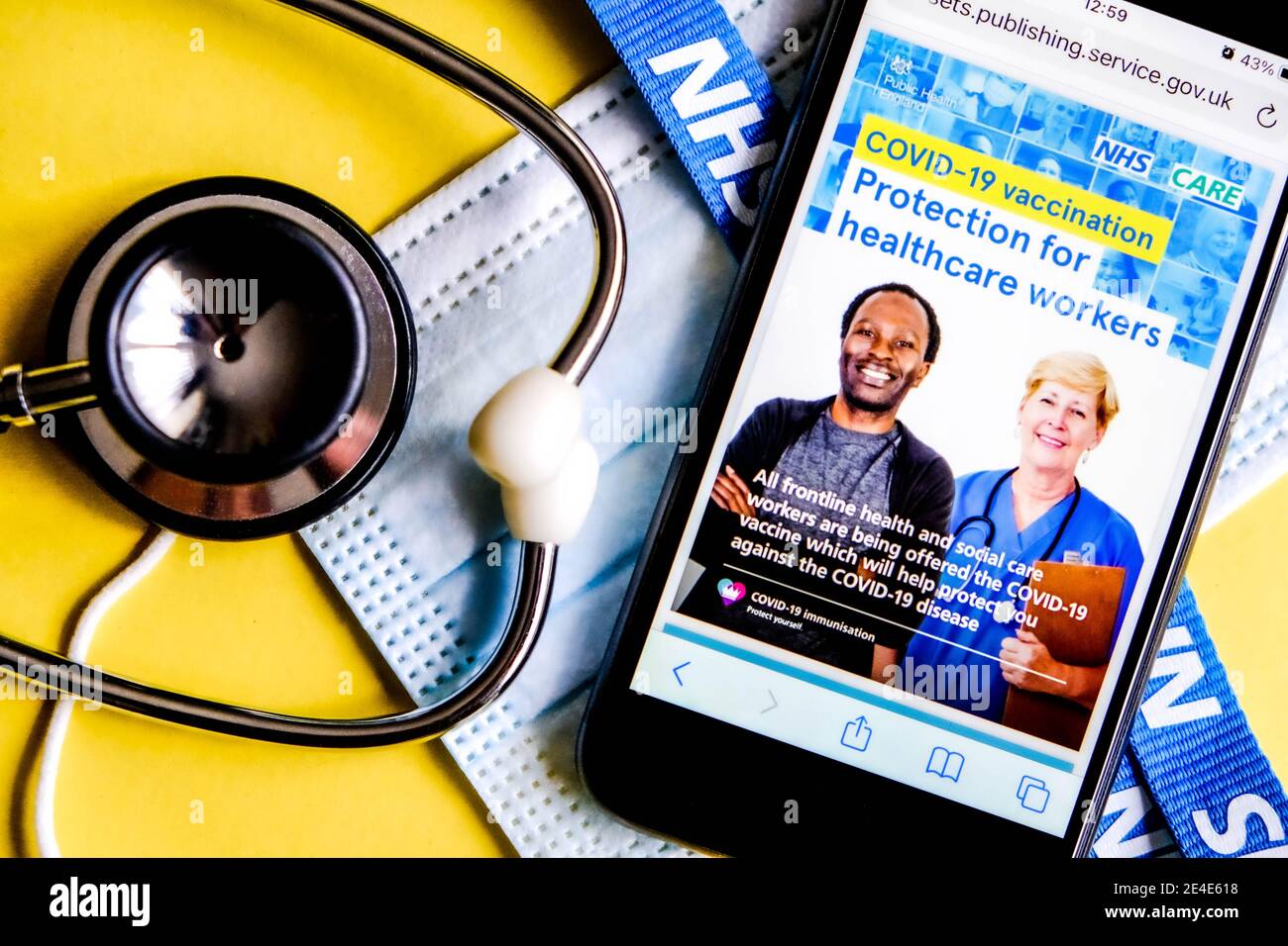 Nhs workers with no protection hi-res stock photography and images - Alamy