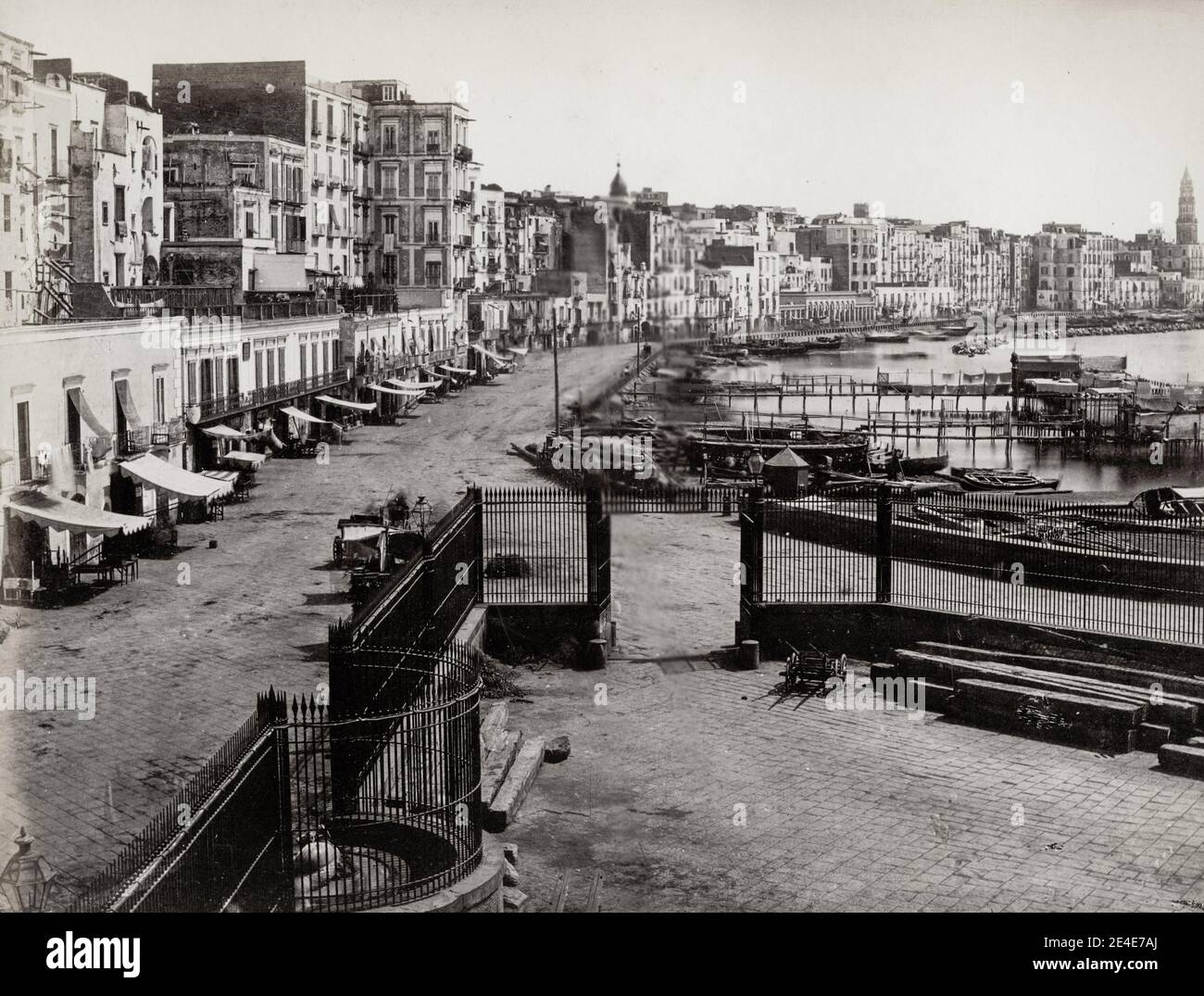 Naples italy old town 1900 hi-res stock photography and images - Alamy