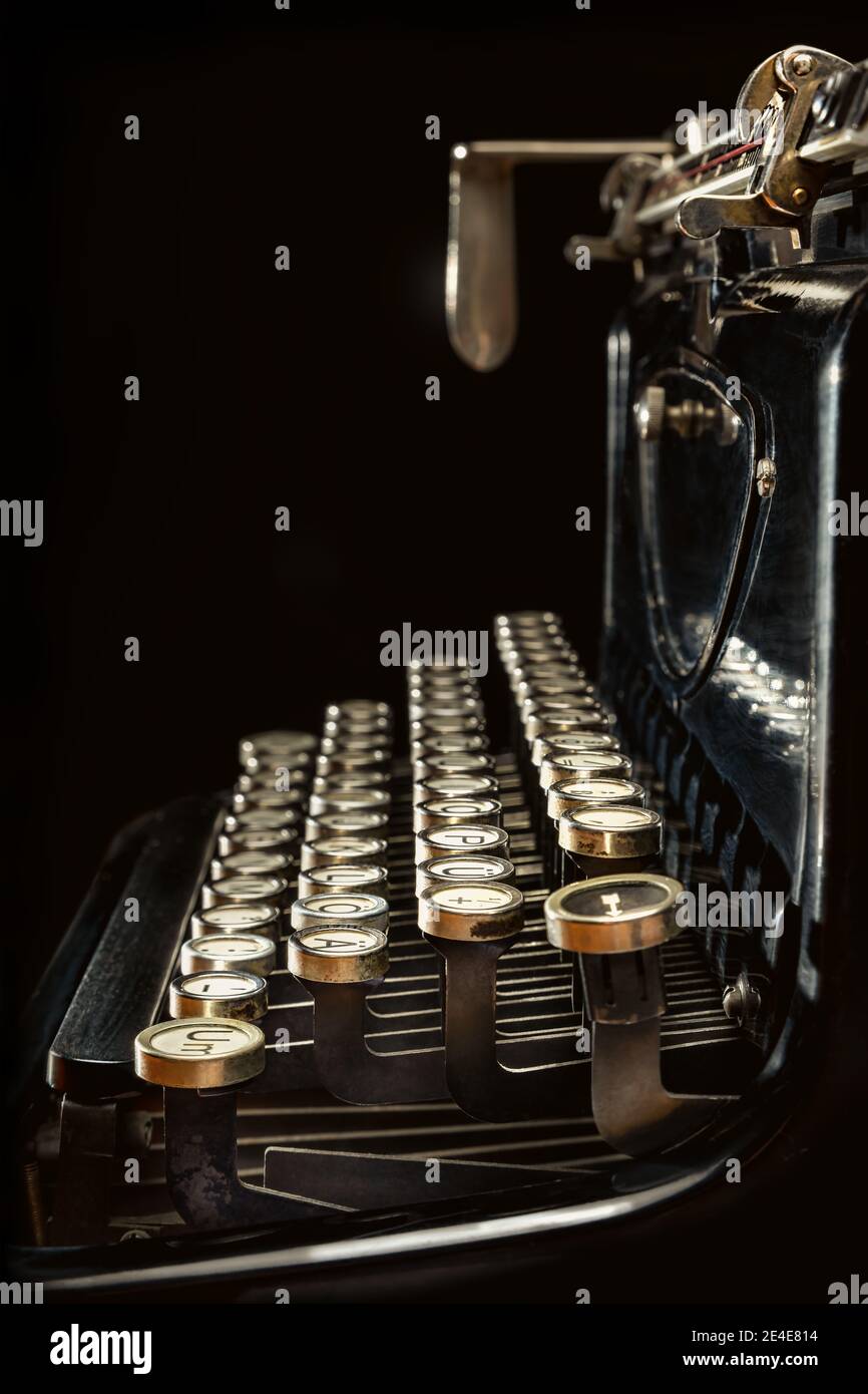 Typewriter Side Silhouette