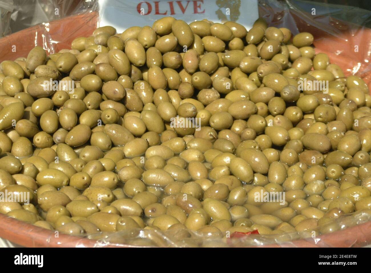 Green olives food texture hi-res stock photography and images - Alamy
