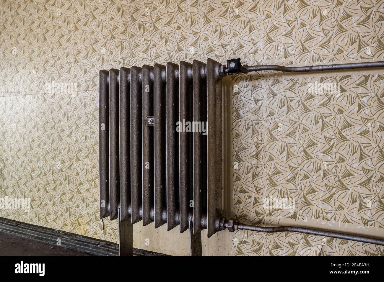 60s wallpaper room hi-res stock photography and images - Alamy